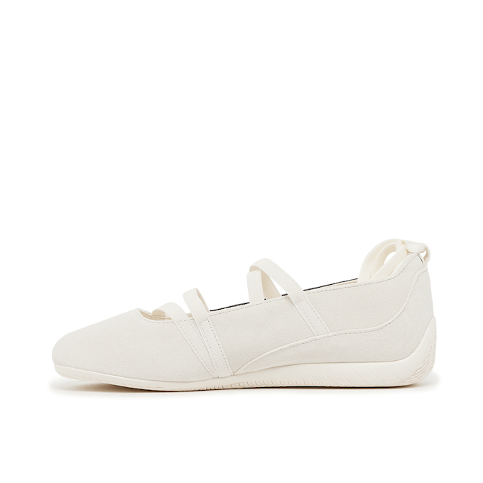 Buy PUMA x Rosé Speedcat Ballet SD in beige | 404395-01 at MBCY