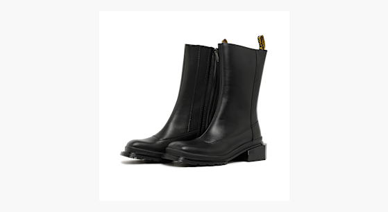 Buy Dr. Martens Wmns Maybole HI in black wanama | 41993001 | solebox