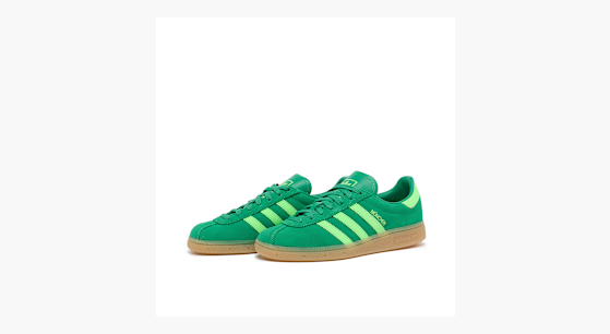 Buy adidas Originals Wmns Muenchen in green | JS3997 | solebox