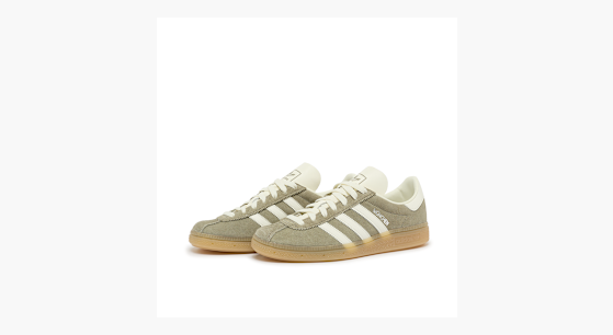Buy adidas Originals Wmns Muenchen in beige | JS3990 | solebox