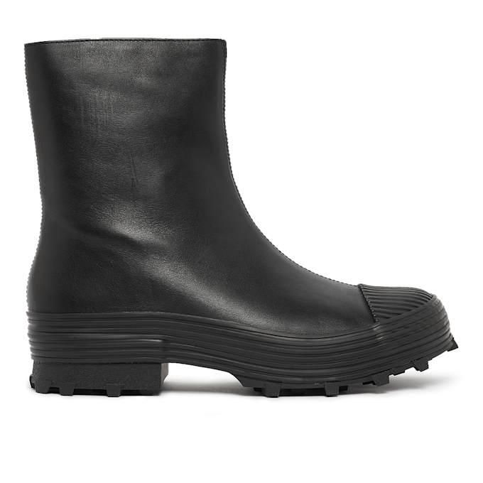 Buy CamperLab Traktori in black | A700004-001 | solebox