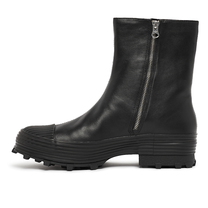 Buy CamperLab Traktori in black | A700004-001 | solebox